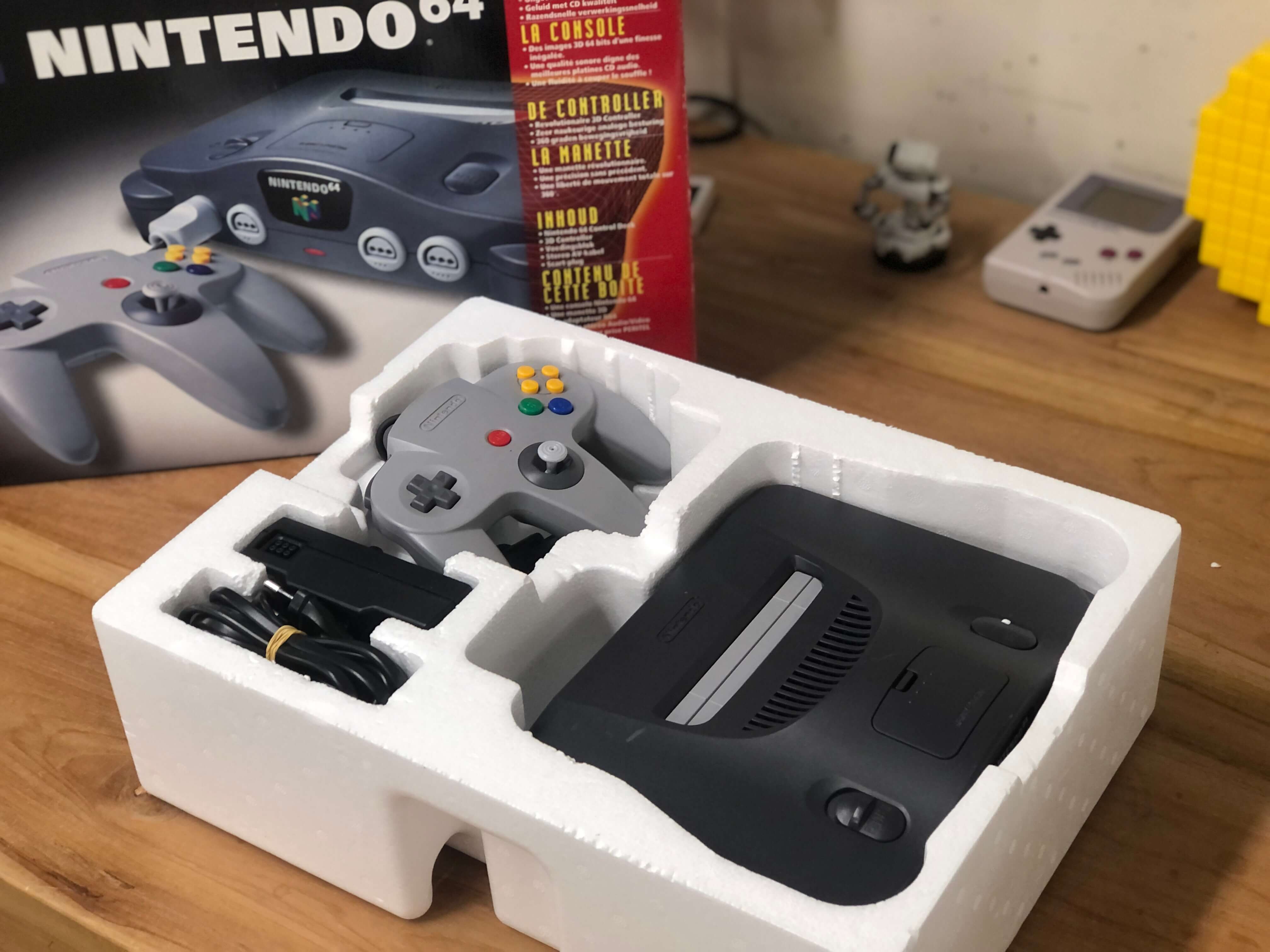 Nintendo 64 Starter Pack - Control Deck Edition [Complete]