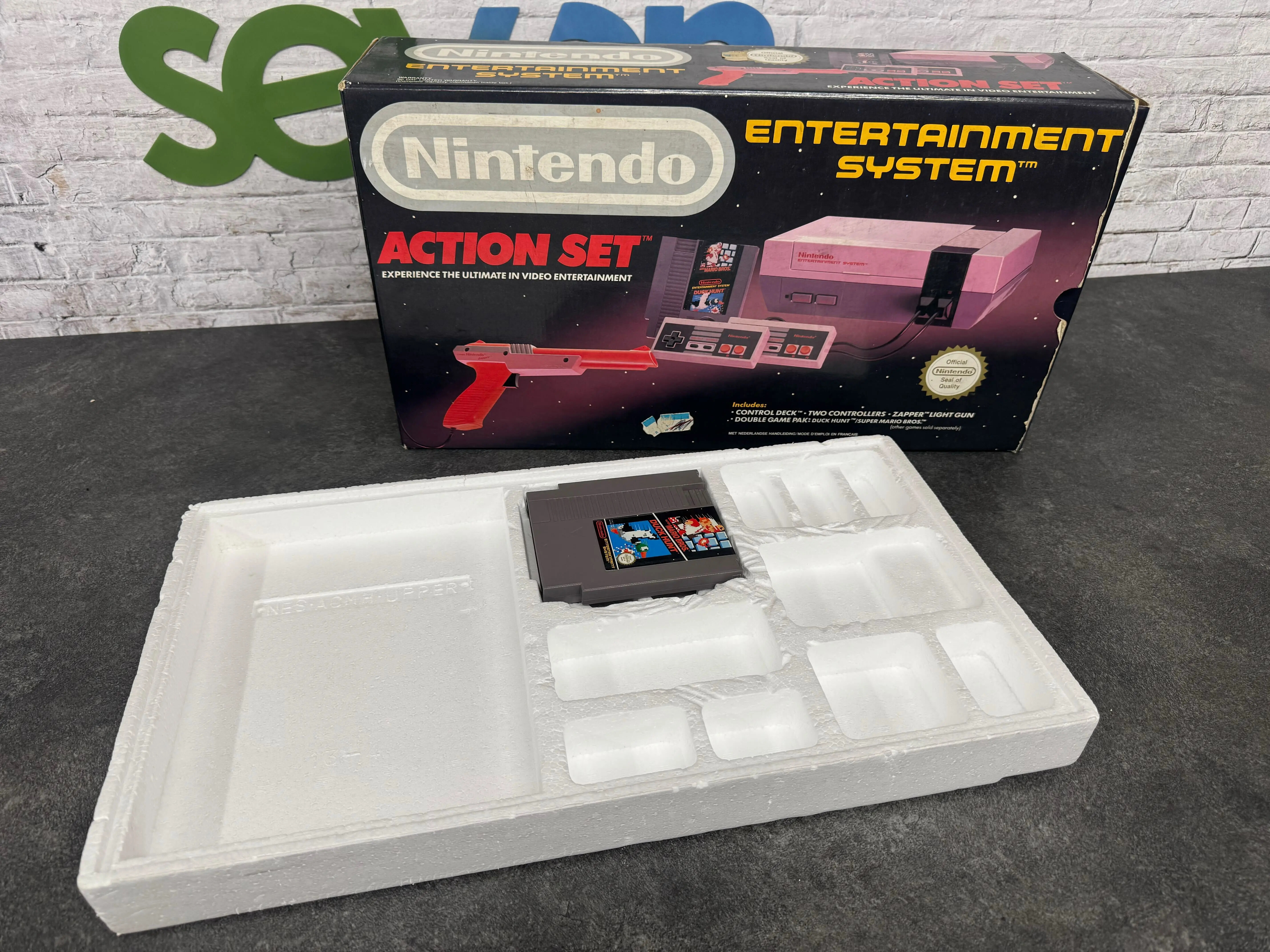 Nintendo NES Starter Pack